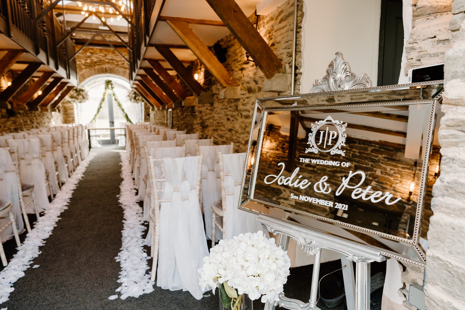 A RELAXED WINTER WEDDING WEDDING IN LLECHWEN HALL, SOUTH WALES – JODIE ...